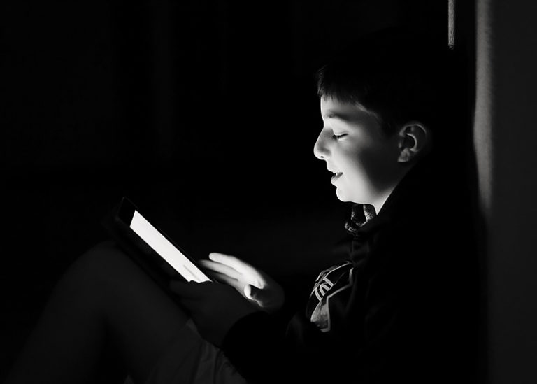 Tutorial Tuesday | Photography Tips for Shooting in the Dark – The ...