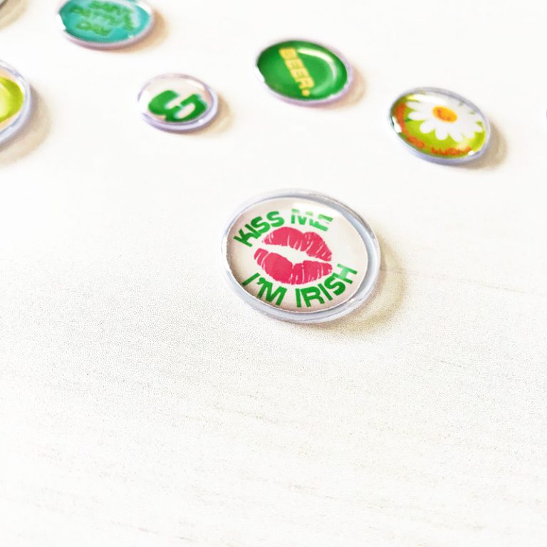 Hybrid How-To | Making Flair Buttons – The Digital Press